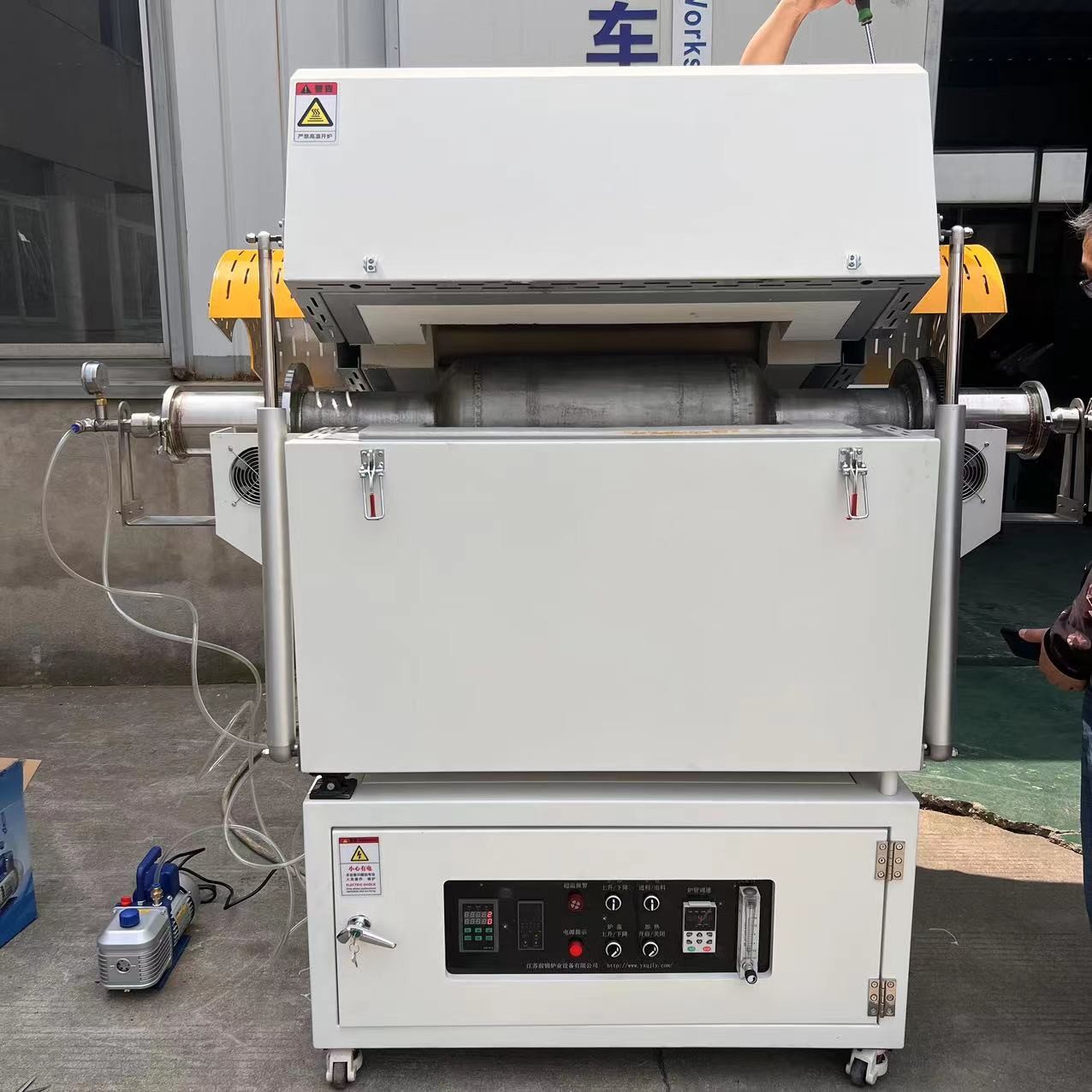 PID Control Continuous Heat Treatment Furnace For Laboratory ...